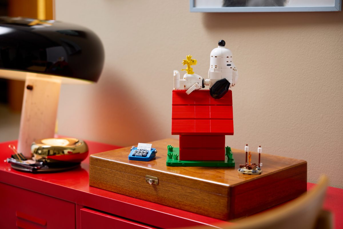LEGO Ideas 21368 Peanuts: Snoopy's Doghouse revealed - Brick Fanatics