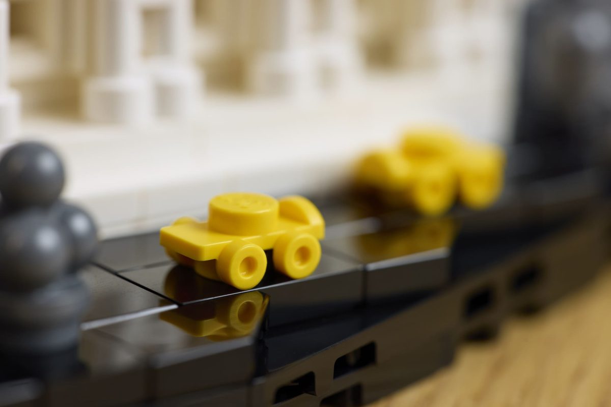 LEGO Architecture heads to New York in new, abstract set - Brick Fanatics