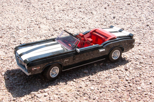 LEGO ICONS 10304 Chevrolet Camaro Z28 review and gallery
