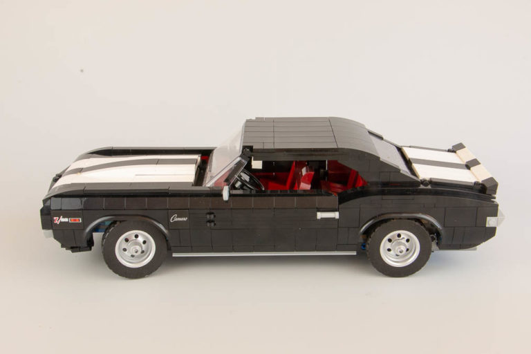 LEGO ICONS 10304 Chevrolet Camaro Z28 review and gallery