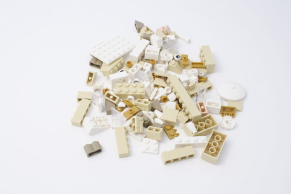 LEGO Classic 11021 90 Years of Play full review and gallery