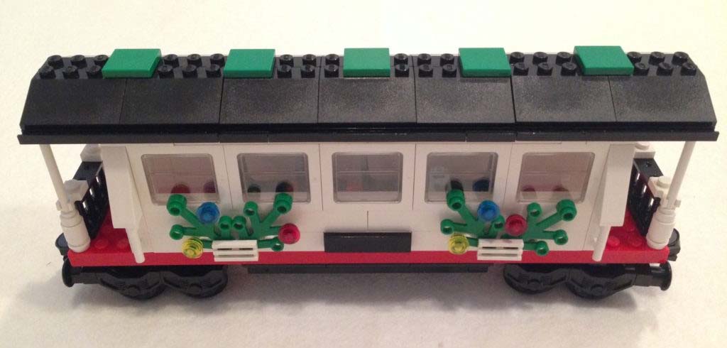 First Impressions: LEGO 10254 Winter Holiday Train