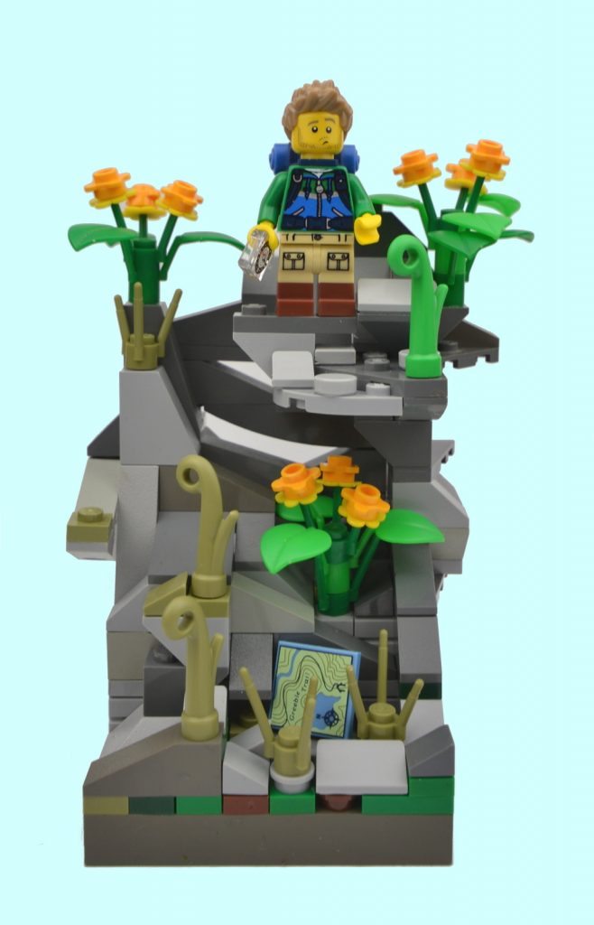 LEGO Collectible Minifigures Series 16 Vignettes: Hiker