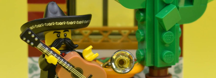 LEGO Collectible Minifigures Series 16 Vignettes: Mariachi