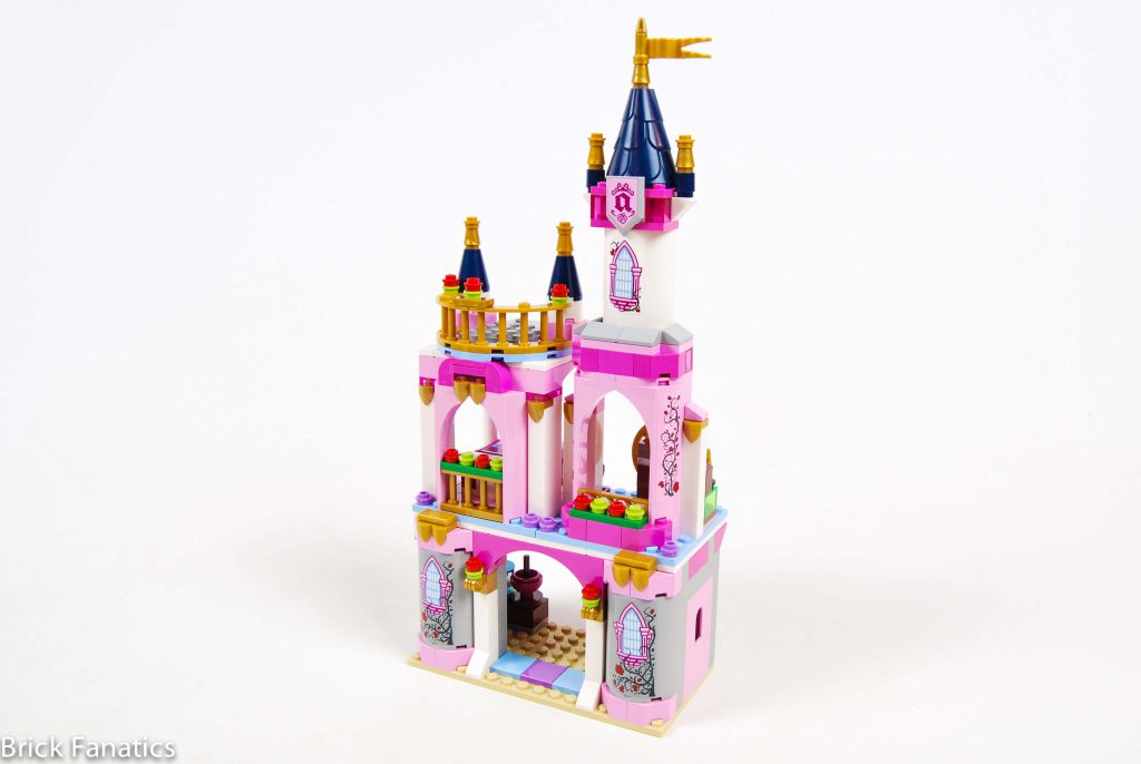 LEGO Disney 41152 Sleeping Beauty's Fairytale Castle review