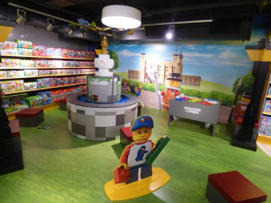 Introducing the new LEGO experience at Hamleys