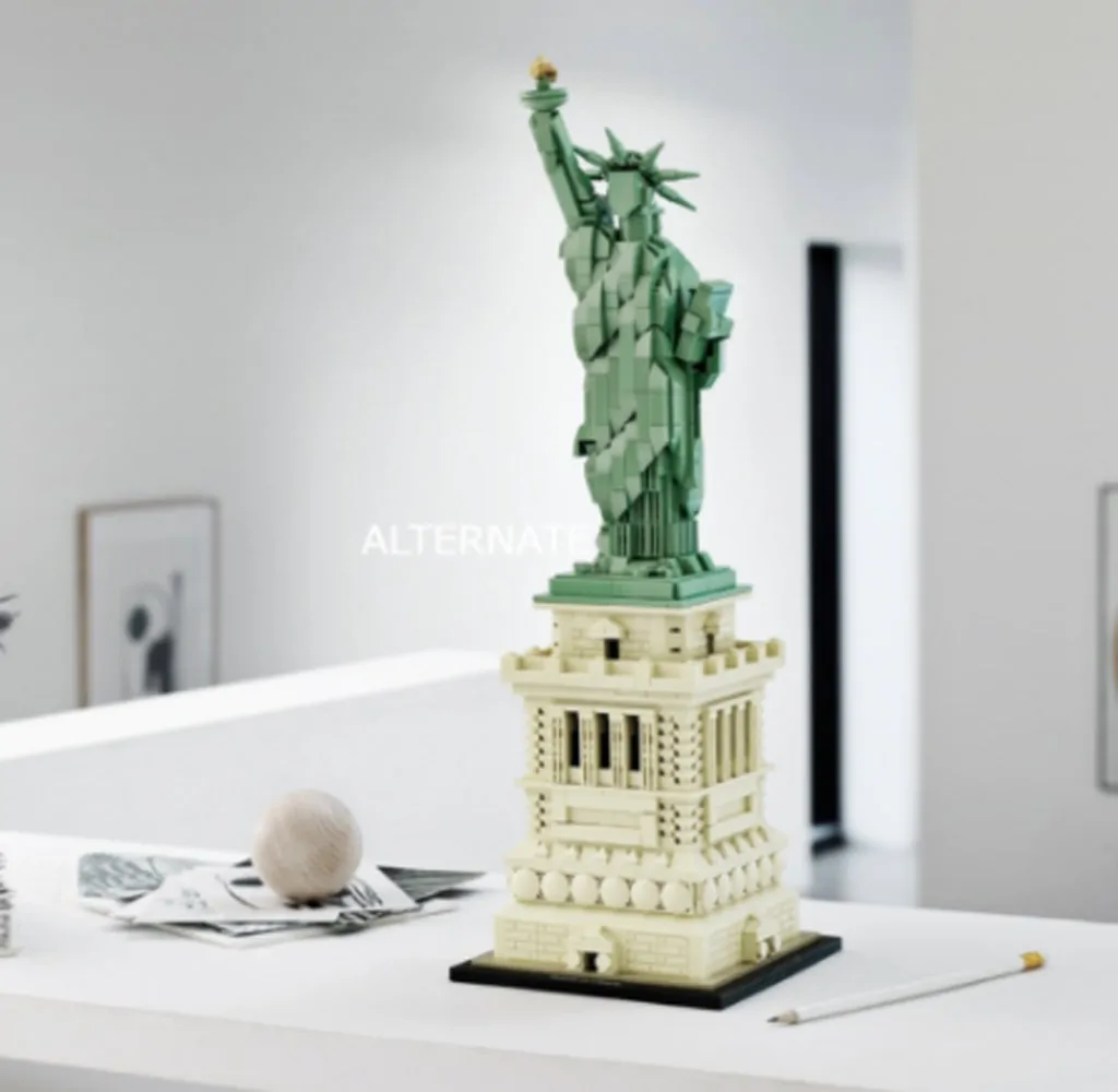 레고 Architecture 21042 자유의 여신상 공식 이미지