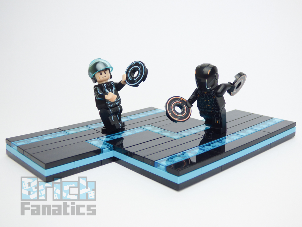 LEGO Ideas 21314 TRON: Legacy Lightcycle review