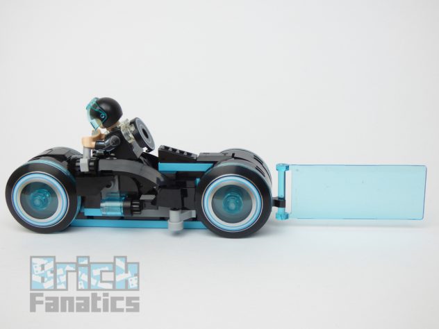 LEGO Ideas 21314 TRON: Legacy Lightcycle review