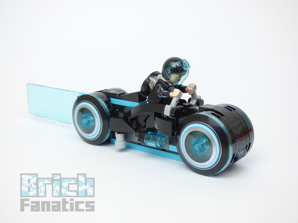 LEGO Ideas 21314 TRON: Legacy Lightcycle review