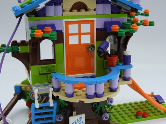 LEGO Friends 41335 Mia's Tree House review
