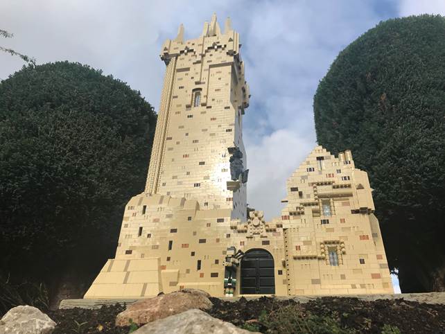 Wallace Monument comes to mini Scotland at the LEGOLAND Windsor Resort ...
