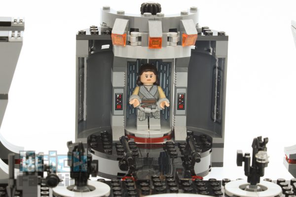 LEGO Star Wars 75216 Snoke's Throne Room review