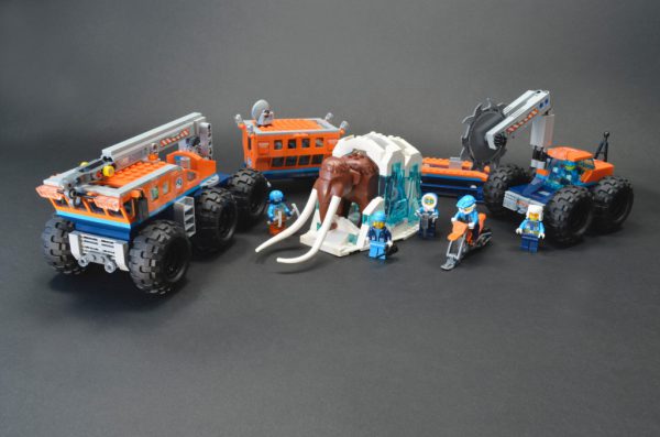 LEGO City 60195 Arctic Mobile Exploration Base review
