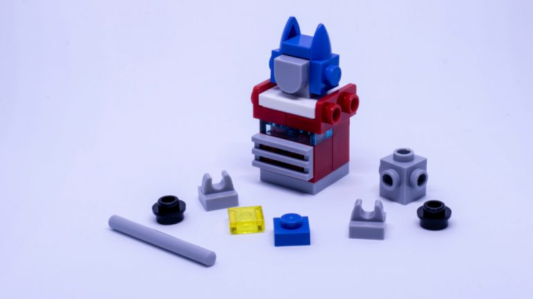 Build mini LEGO Optimus Prime while you wait for the big one