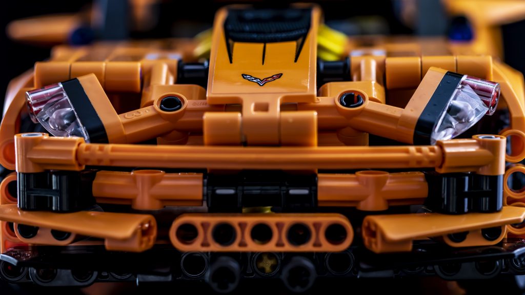 LEGO Technic 42093 Chevrolet Corvette ZR1 review