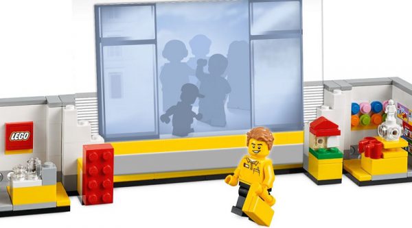 LEGO 40359 LEGO Store Picture Frame set coming soon