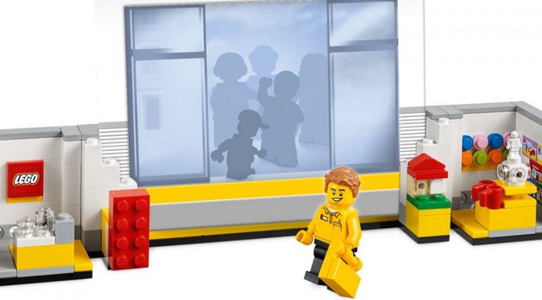 LEGO 40359 LEGO Store Picture Frame set coming soon