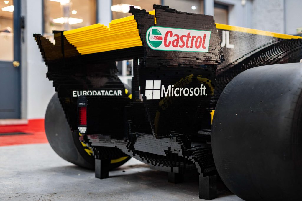 Full size LEGO Renault R.S.17 race car sells for $108,000 - Brick Fanatics
