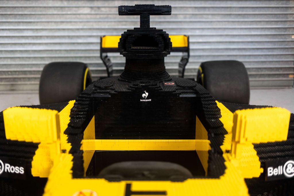 Full size LEGO Renault R.S.17 race car sells for $108,000 - Brick Fanatics