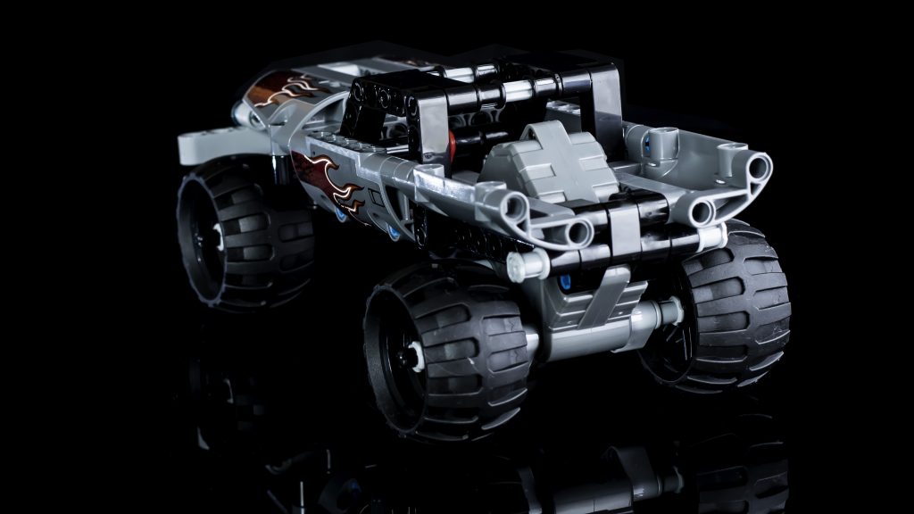 LEGO Technic 42090 Getaway Truck review