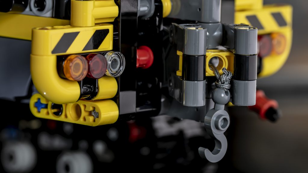 LEGO Technic 42094 Tracked Loader review