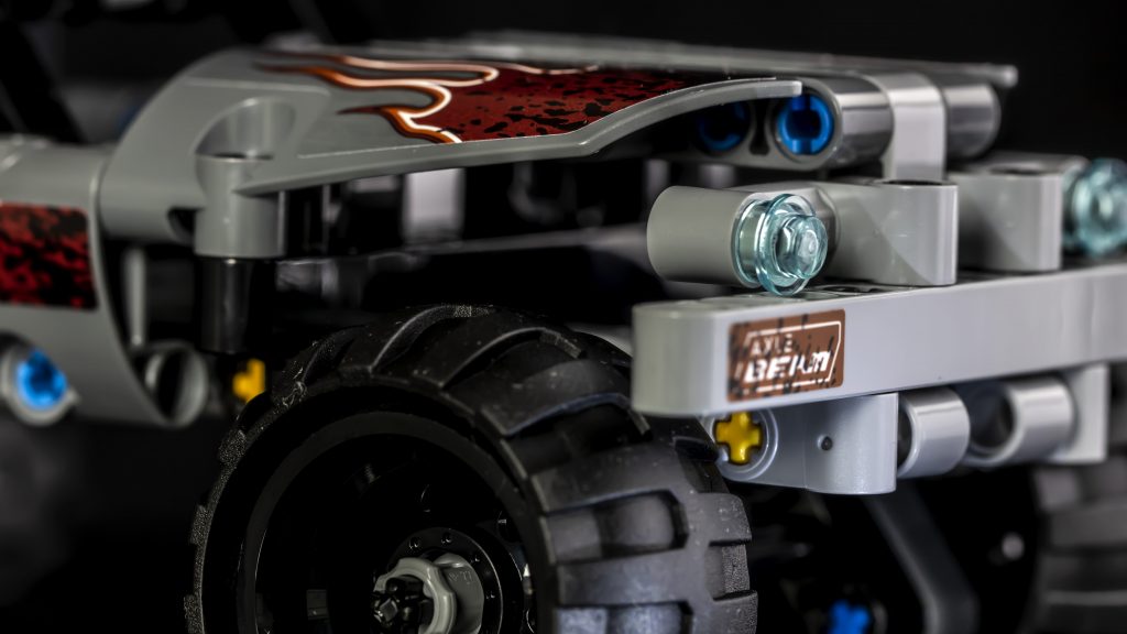 LEGO Technic 42090 Getaway Truck review