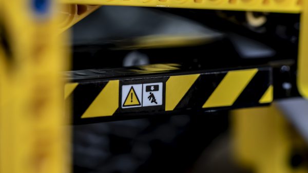 LEGO Technic 42094 Tracked Loader review