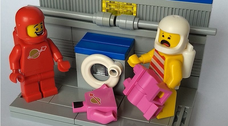 Brick Pic of the Day: Laundry day