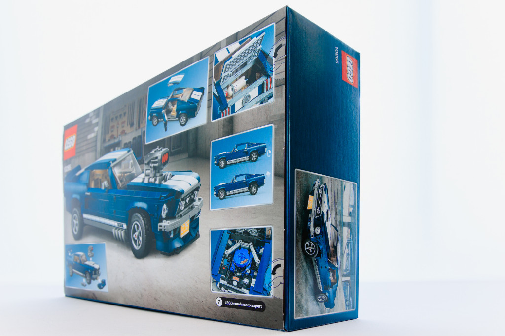 Unboxing LEGO Creator Expert 10265 Ford Mustang