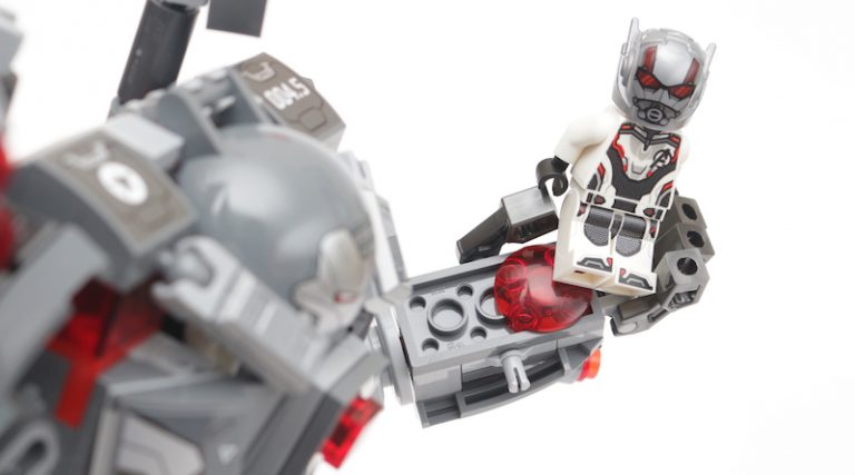 LEGO Marvel 76124 War Machine Buster review
