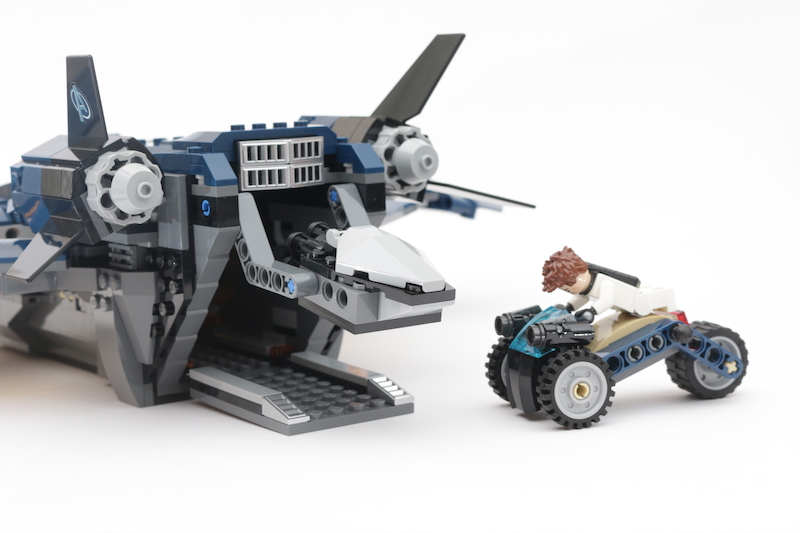 LEGO Marvel 76126 Avengers Ultimate Quinjet review
