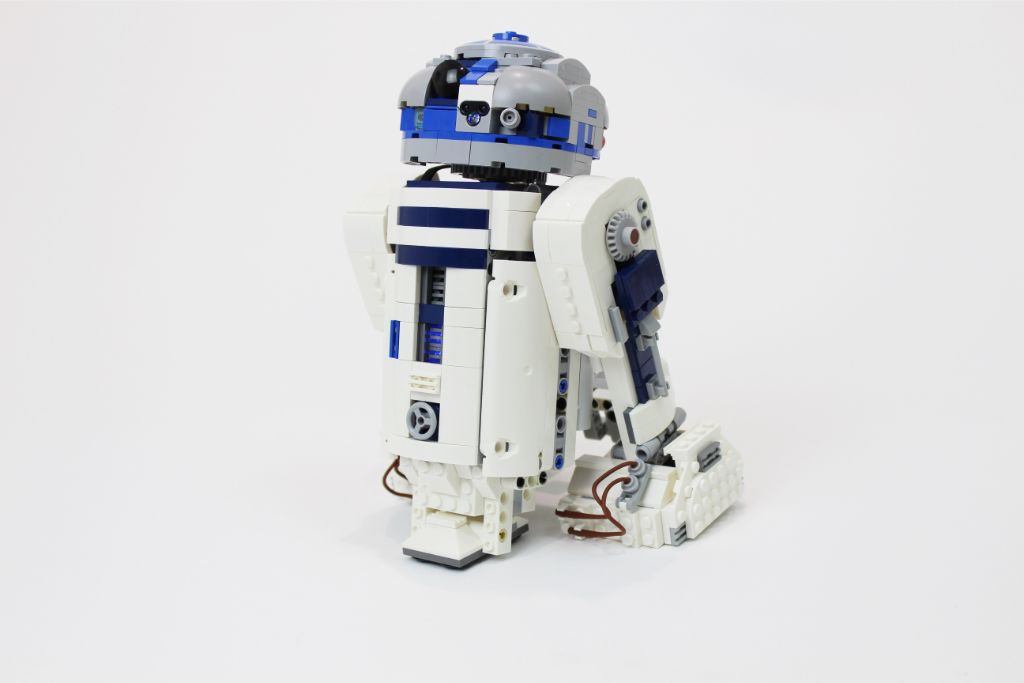 Designing LEGO Star Wars 75253 BOOST Droid Commander: the sketch models