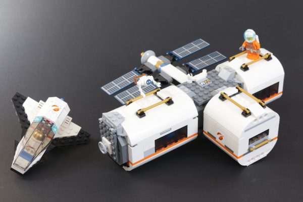 LEGO City Space 60227 Lunar Space Station review