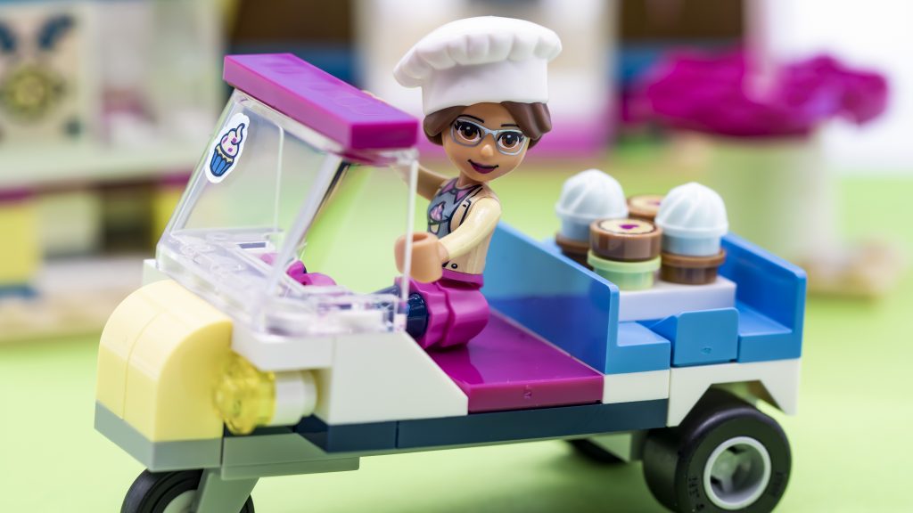 LEGO Friends 41366 Olivia’s Cupcake Café review