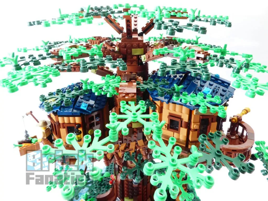 LEGO Ideas 21318 Tree House review