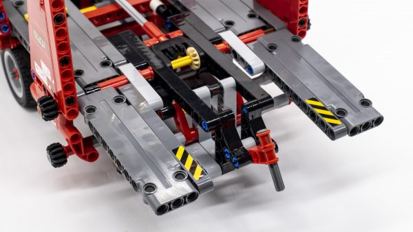 LEGO Technic 42098 Car Transporter review