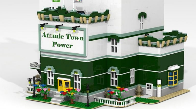 Il ricercatore spiega l'energia atomica con i mattoncini LEGO