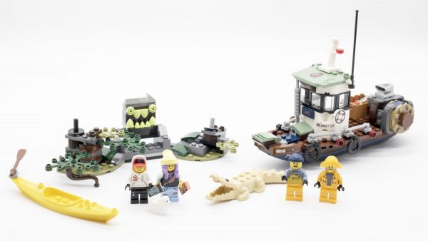 LEGO Hidden Side 70419 Wrecked Shrimp Boat review