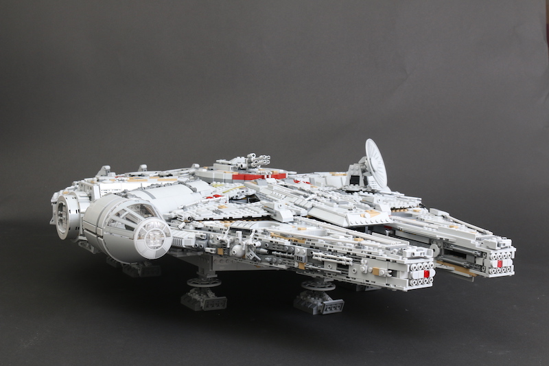 75192 Millennium Falcon display stand review and discount