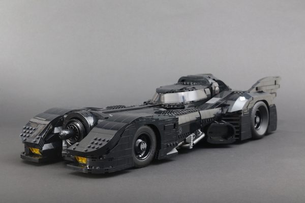 LEGO Batman 76139 1989 Batmobile review