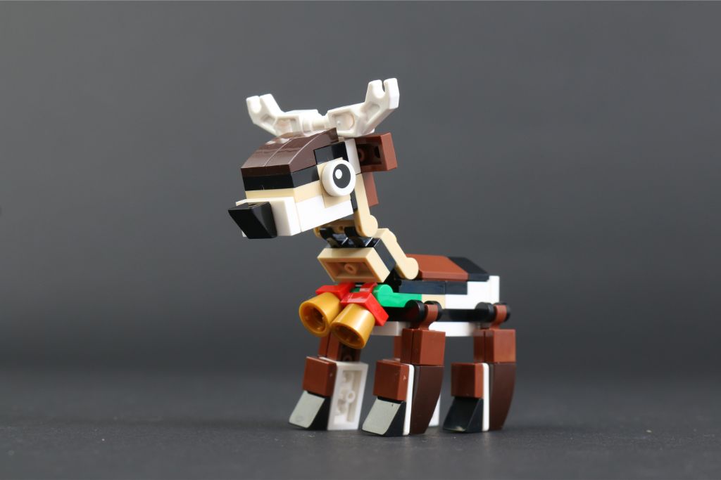 Getting festive with LEGO Creator 30434 Reindeer