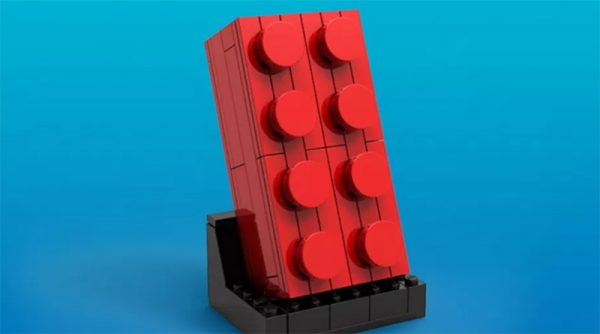 Free exclusive LEGO Buildable 2×4 Red Brick with select orders