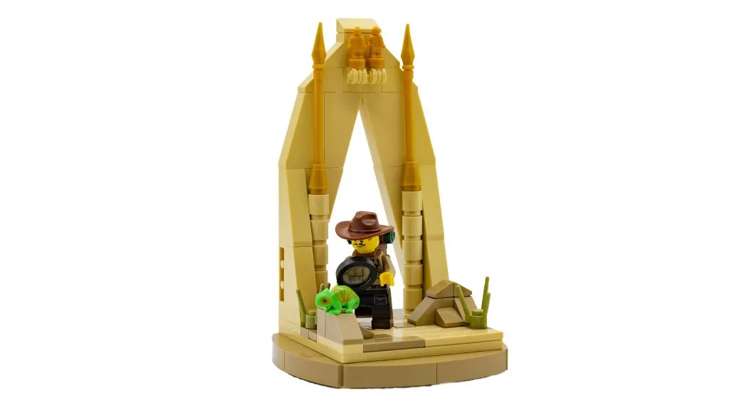 LEGO Collectible Minifigures Series 19 vignettes: Jungle Explorer