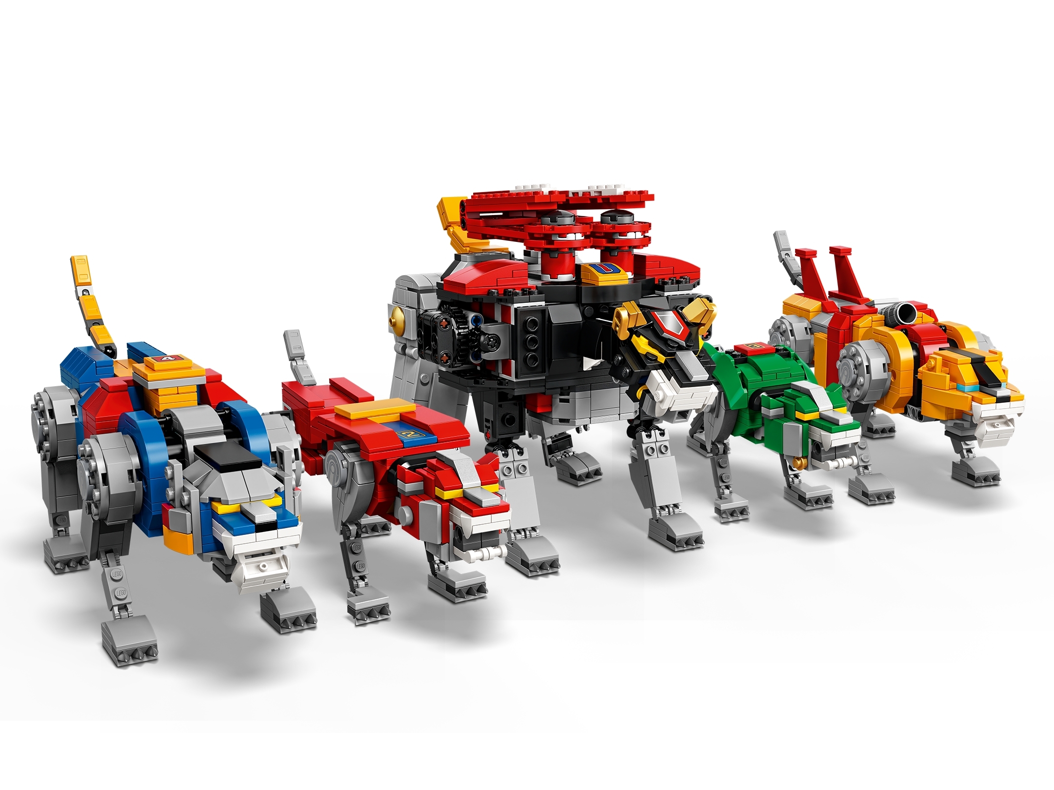 LEGO Ideas Voltron designer compares to NINJAGO mech