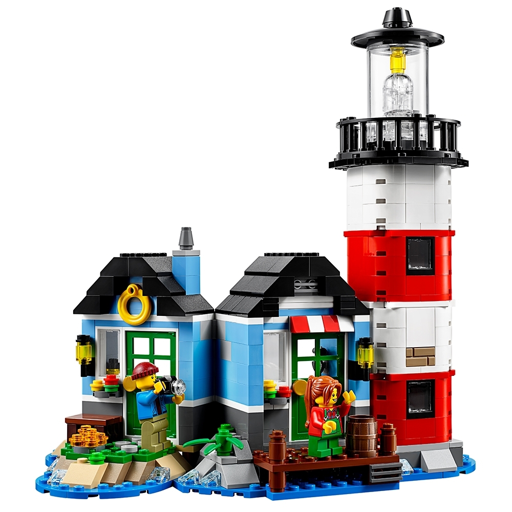 LEGO lighthouses are surprisingly innovative