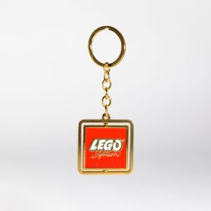 Two more retro LEGO keychains coming to VIP Rewards Centre