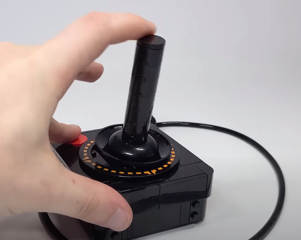 First look at the new LEGO ICONS 10306 Atari 2600