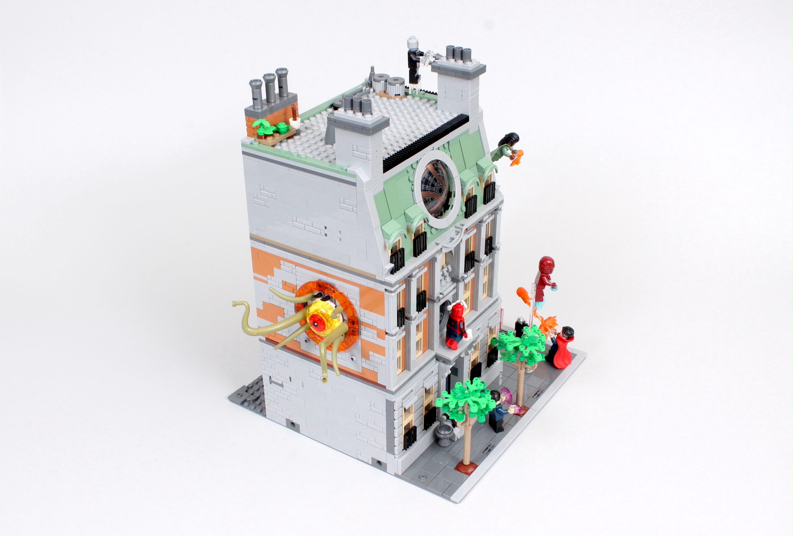 How LEGO 76269 Avengers Tower fits with the Marvel modular buildings