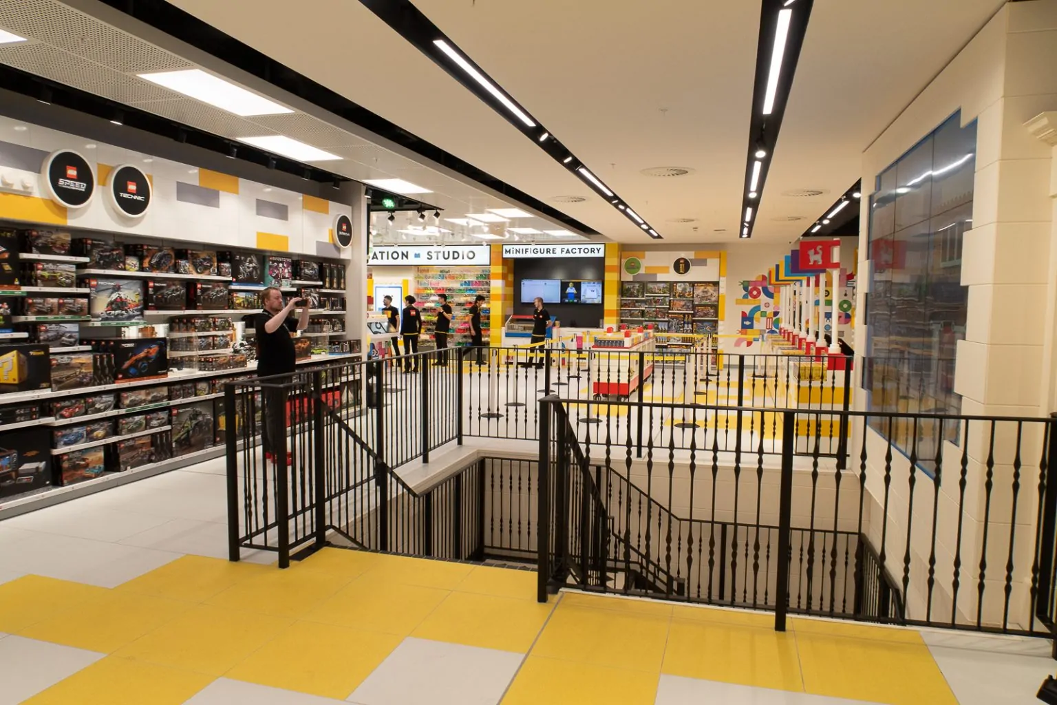 LEGO Store Leicester Square reopens today as world’s biggest store